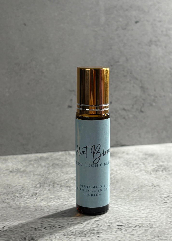 Light Blue – Velvet Bloom